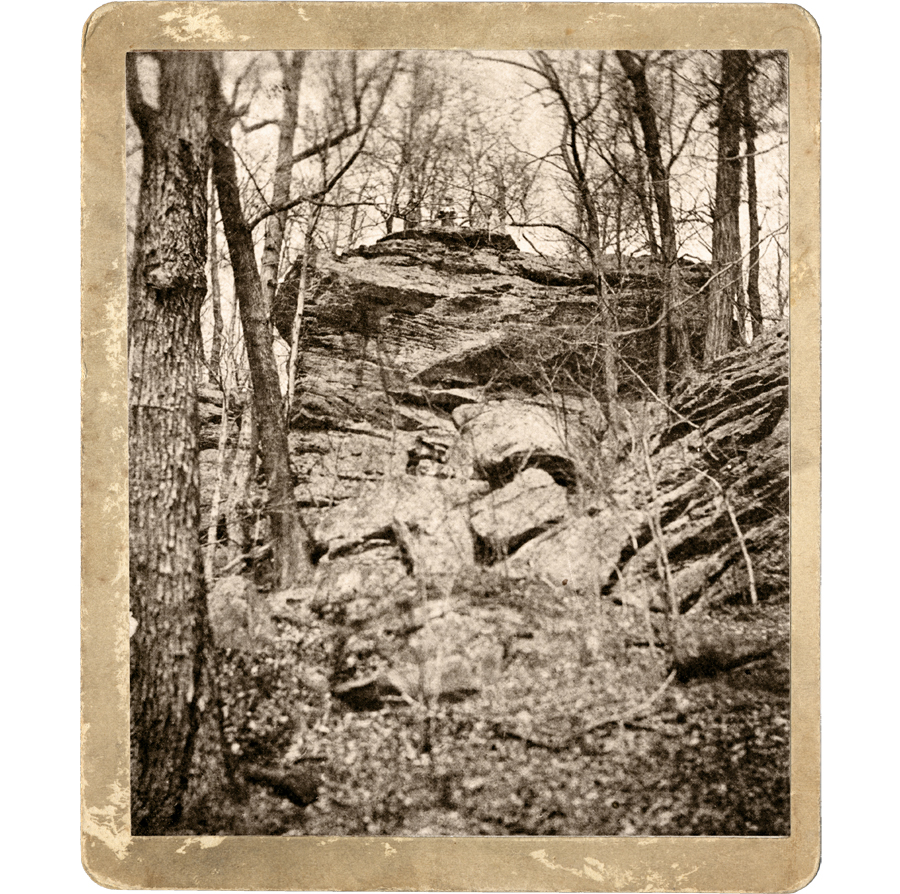 The Many Legends of Pipe’s Cliff – Richland County History